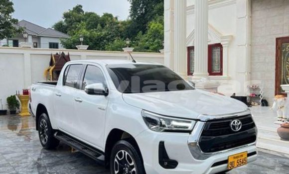 Buy used toyota hiluxe revo other car in champasak in champasak ...